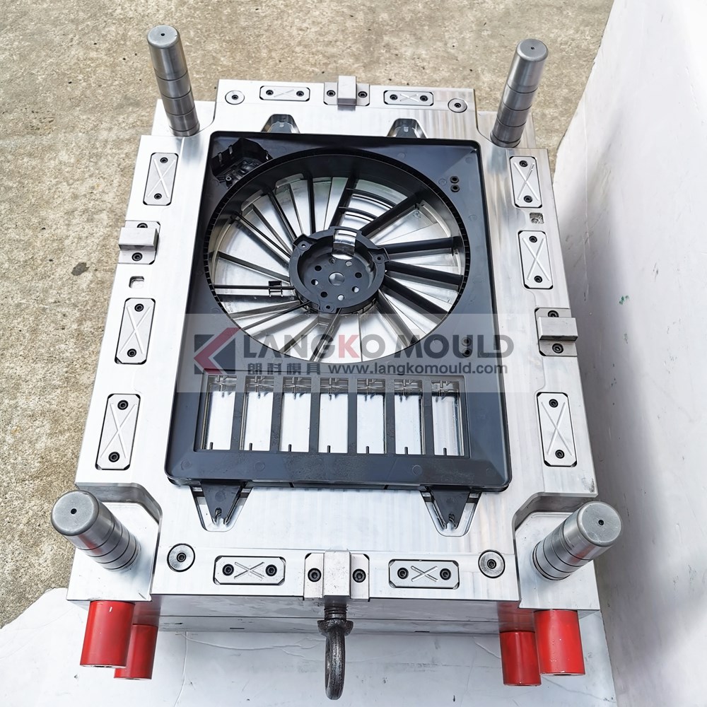 Plastic fan blade mold 06